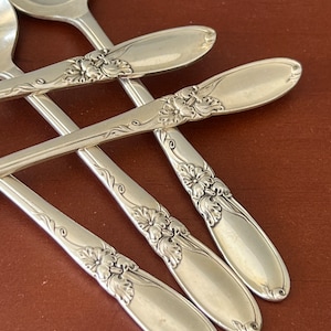 30 Piece Silverplate Community Flatware White Orchid Vintage ...