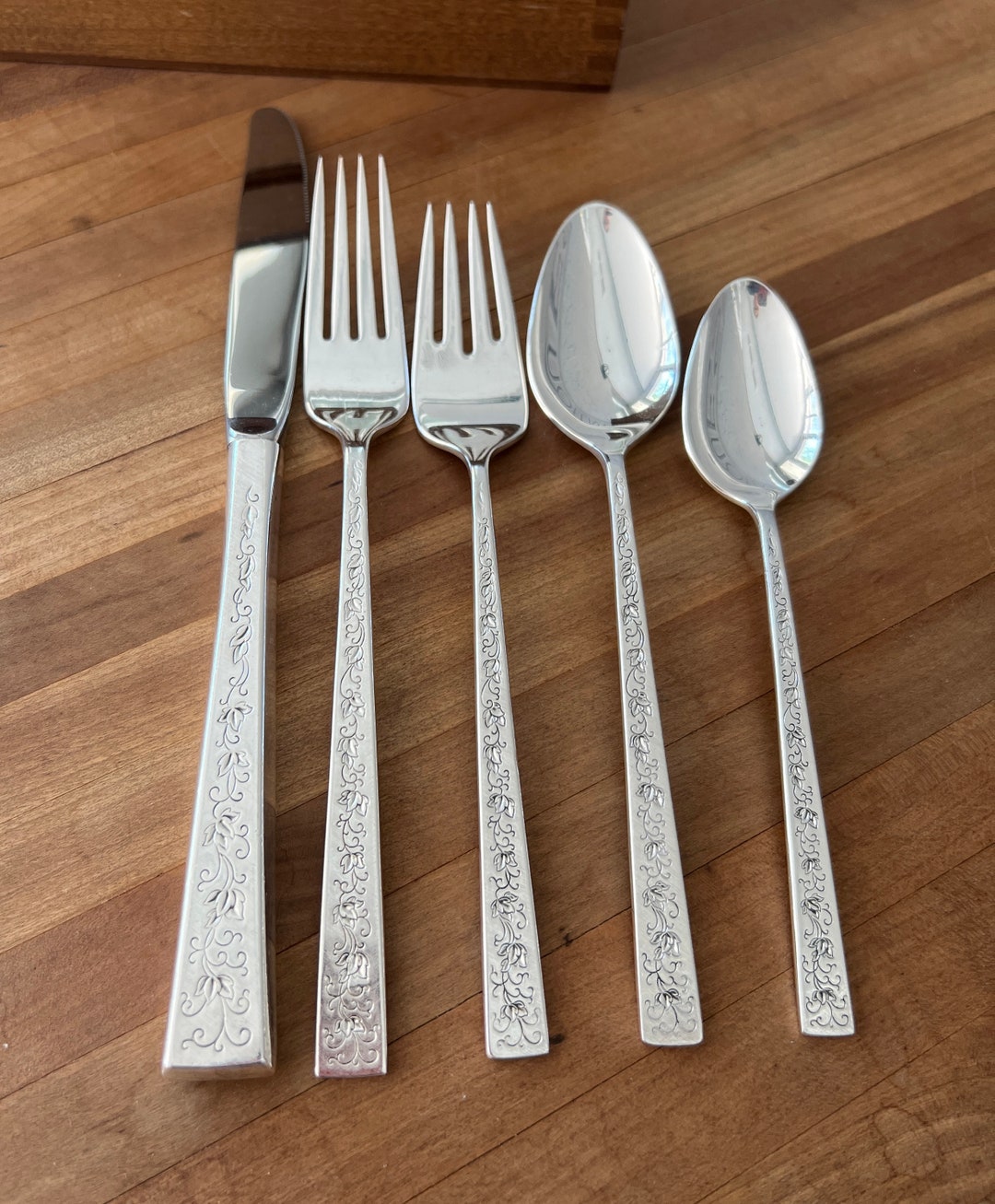 48 Piece Silverplate Wm Bros Flatware Silver Lace Vintage Silverplate ...
