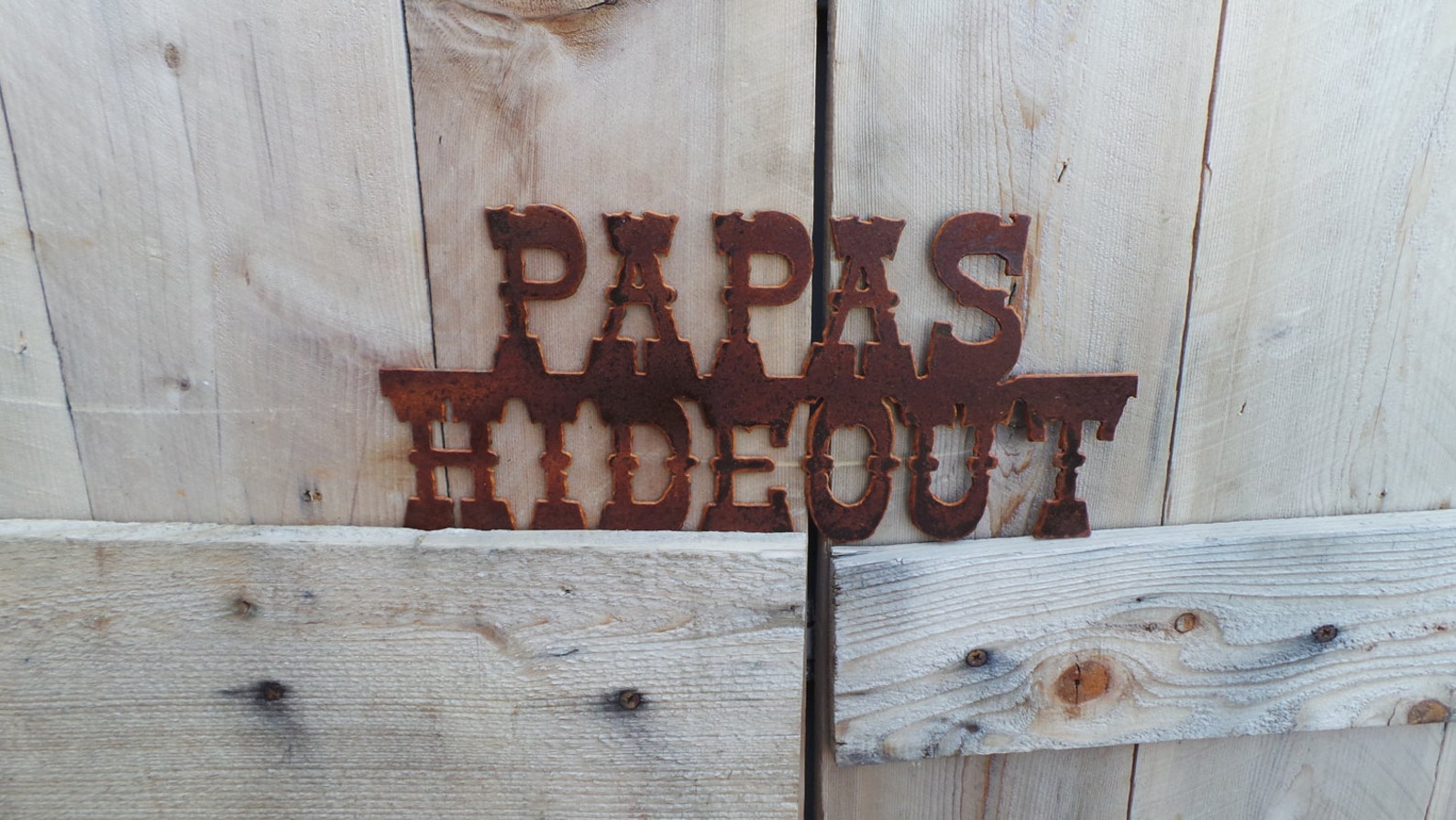Rusted Metal Papas Hideout Sign/grandpa/garage/shop/man - Etsy