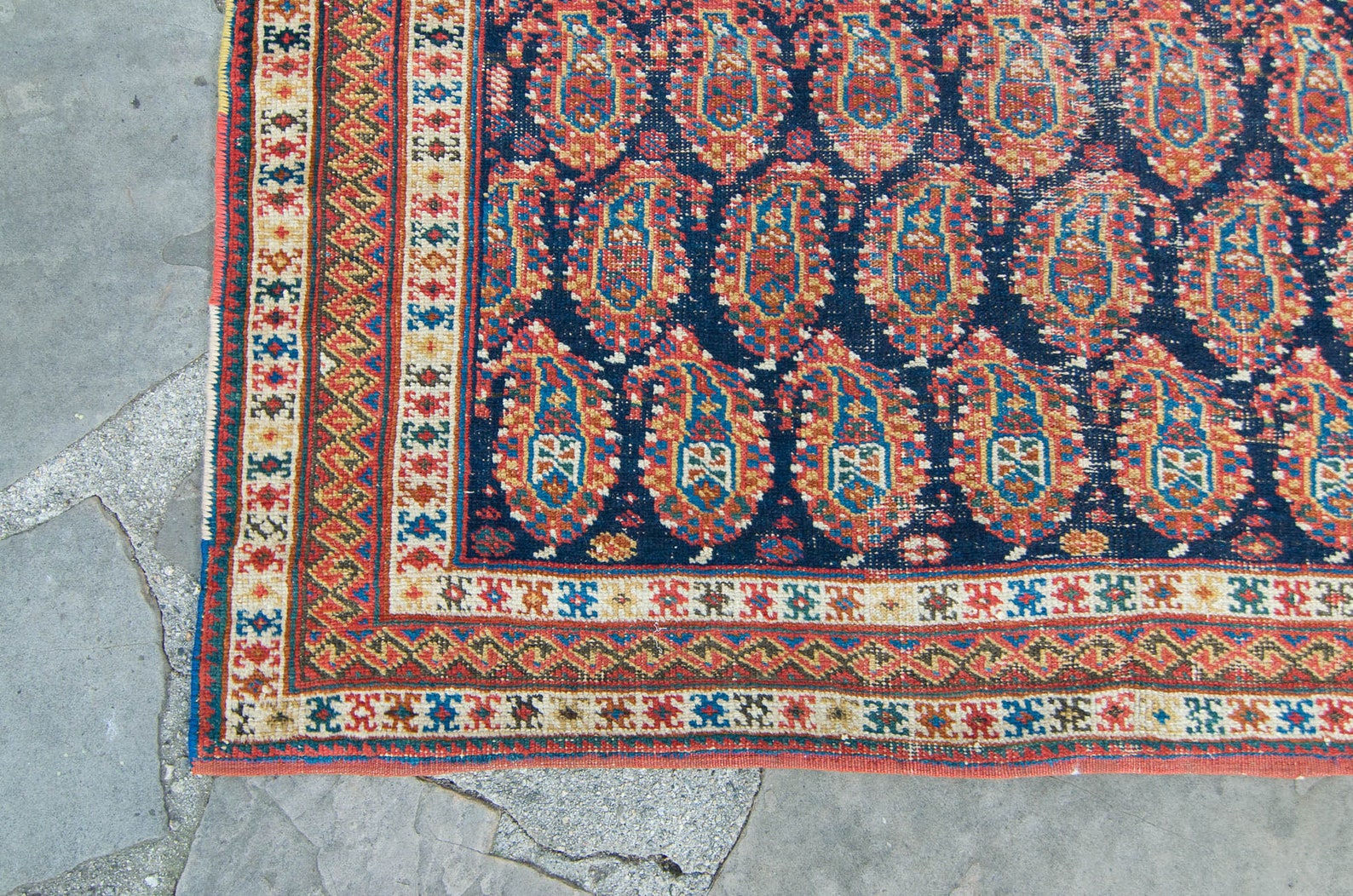 Antique Kurdistan 4’ X 5’8” Rug Paisley Earth-toned Color Floral ...
