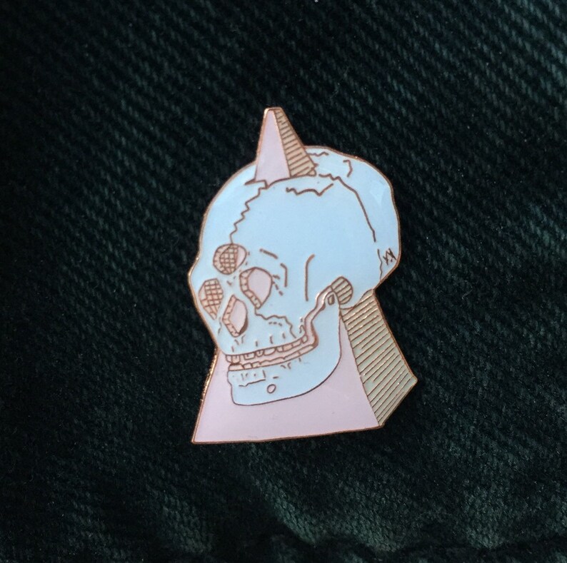Glamour Wound Skull Pyramid 1" Lapel Enamel Pin White Pink Copper Metal ...