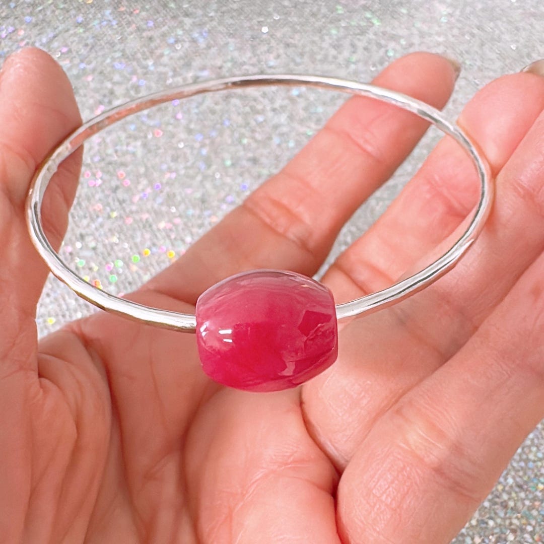 Watermelon Jade Bead Bangle: Hammered Metal, Hawaiian Style - Etsy