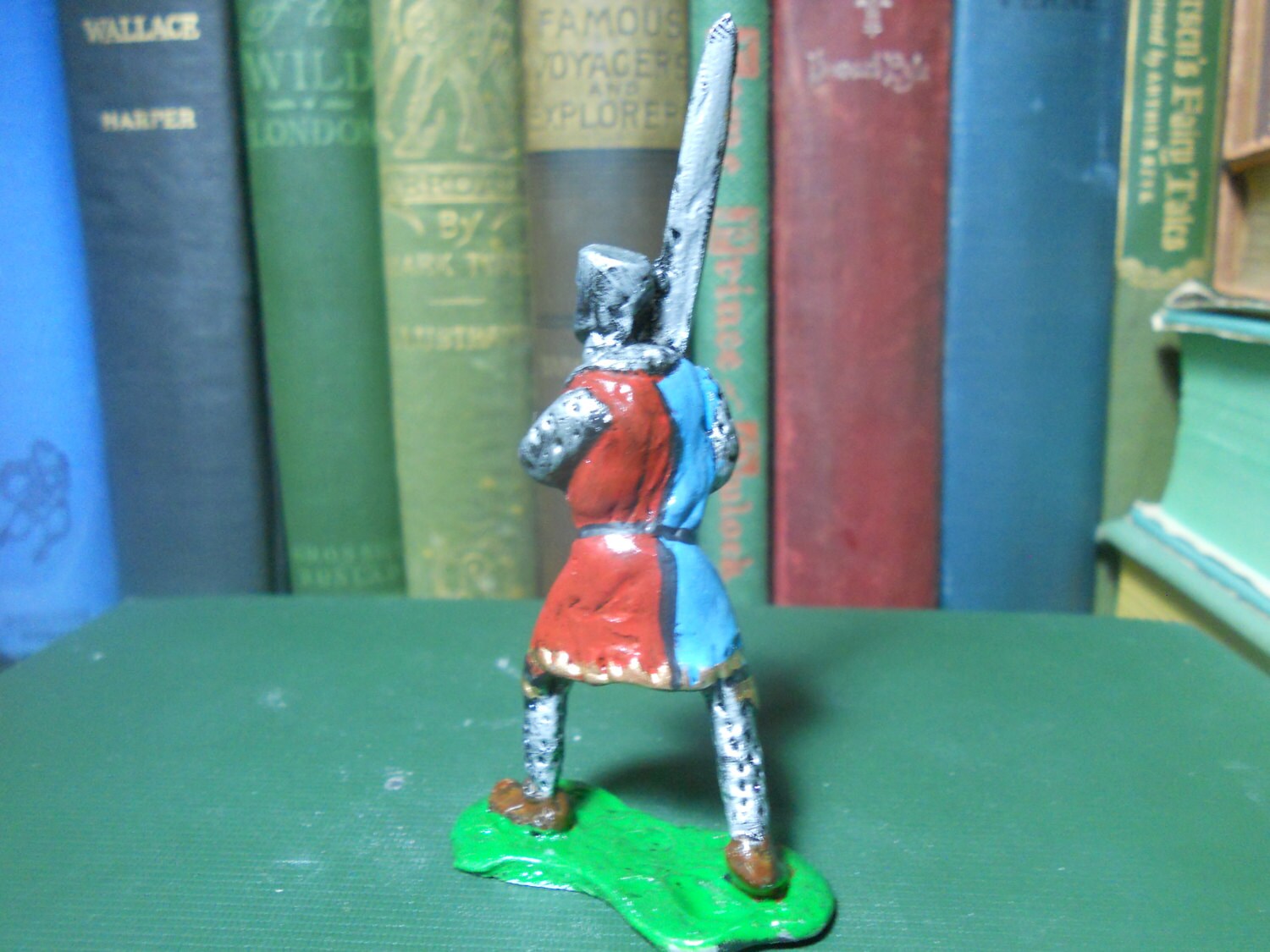 Medieval Knight W/two Handed Sword Toy Soldier 54mm Pewter - Etsy