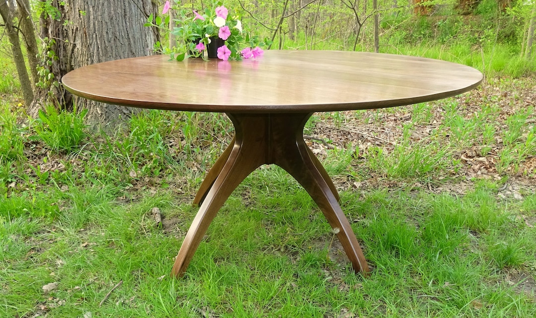 60in Walking Table ©2008 in Walnut With Under Bevel - Etsy