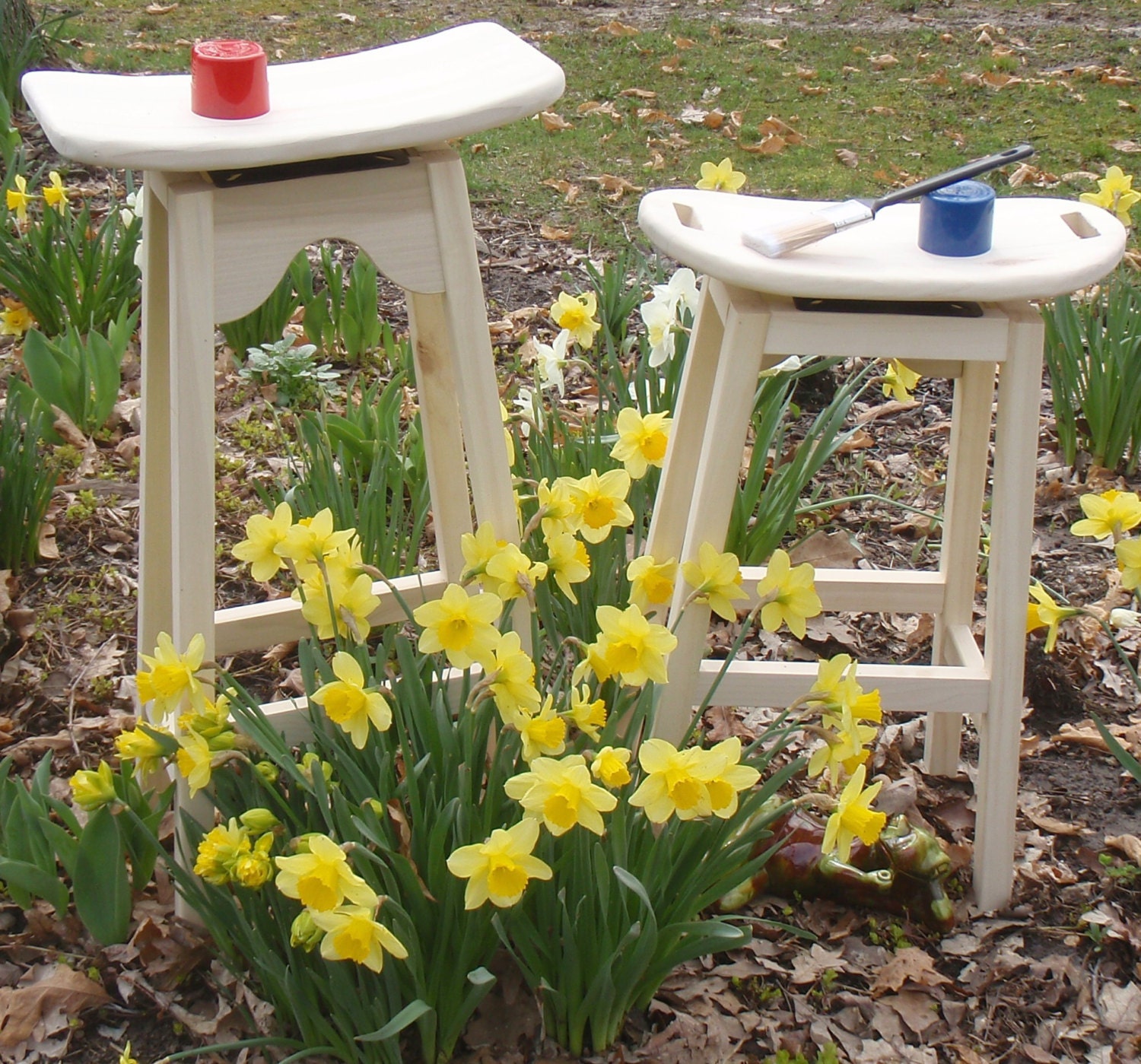Paintable Curvy & Swervy Stools - Etsy