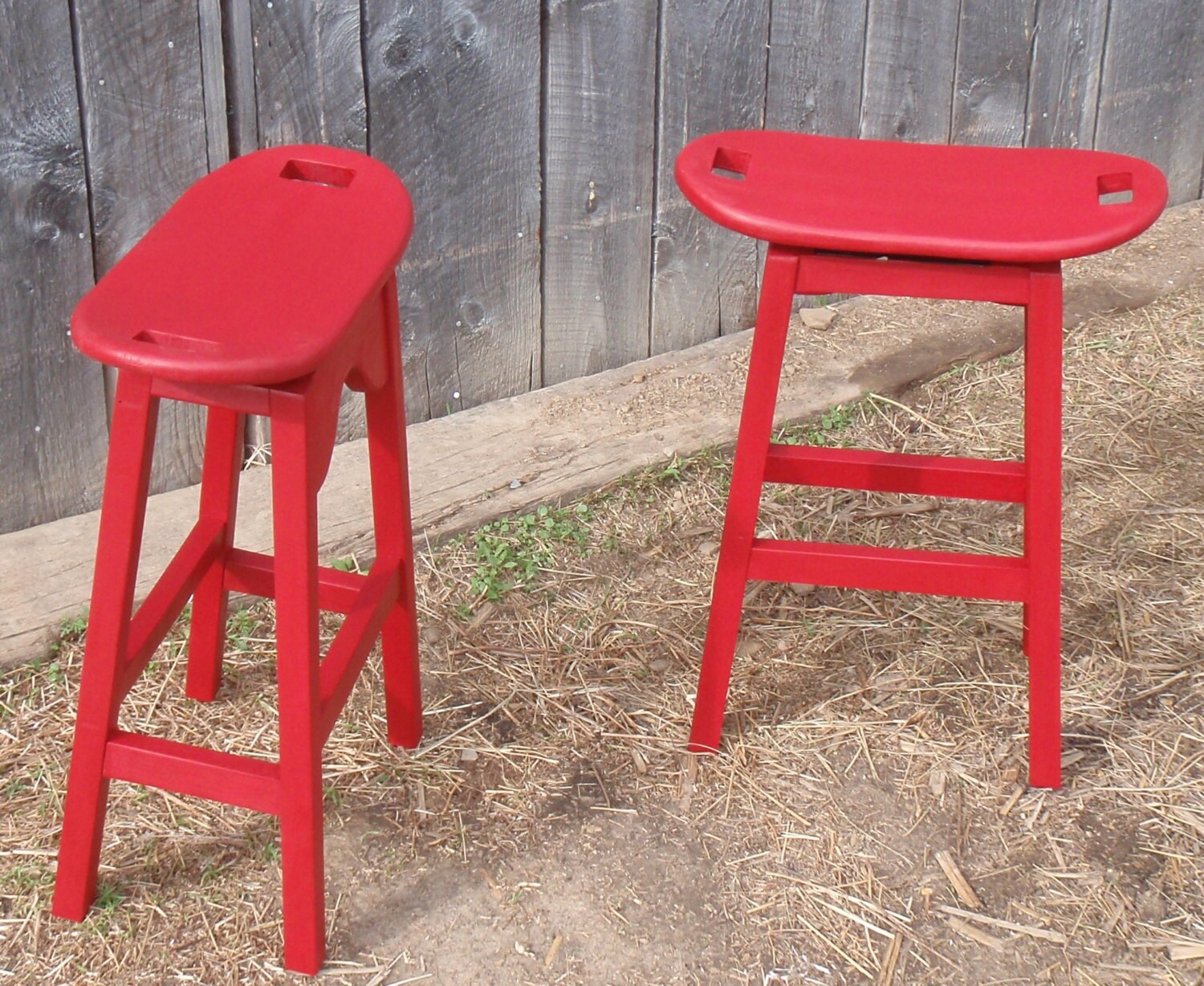 Custom Painted Curvey Swervy Stools | Etsy