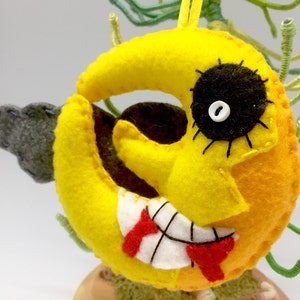 Evil Moon Ornament, Creepy Moon Decor, Spooky Half Moon Ornament ...