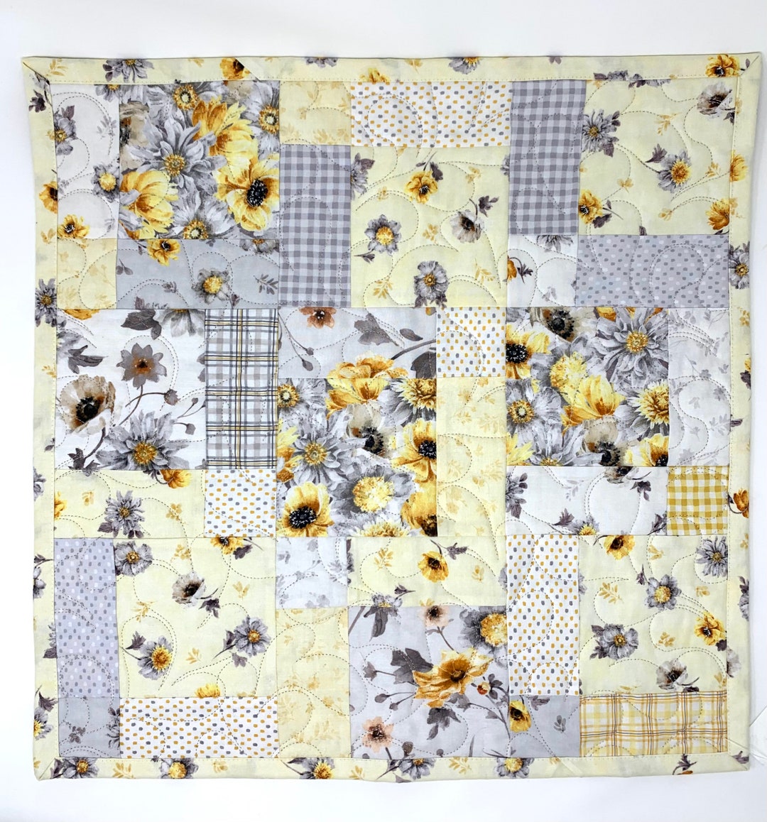 Floral Table Topper Quilt, Yellow, Gray, Flowers, Handmade - Etsy