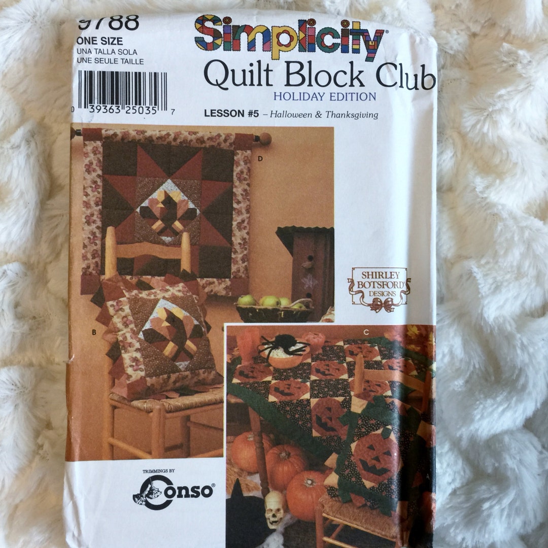 Simplicity Quilt Craft Sewing Pattern Halloween and Thanksgiving Quilt ...