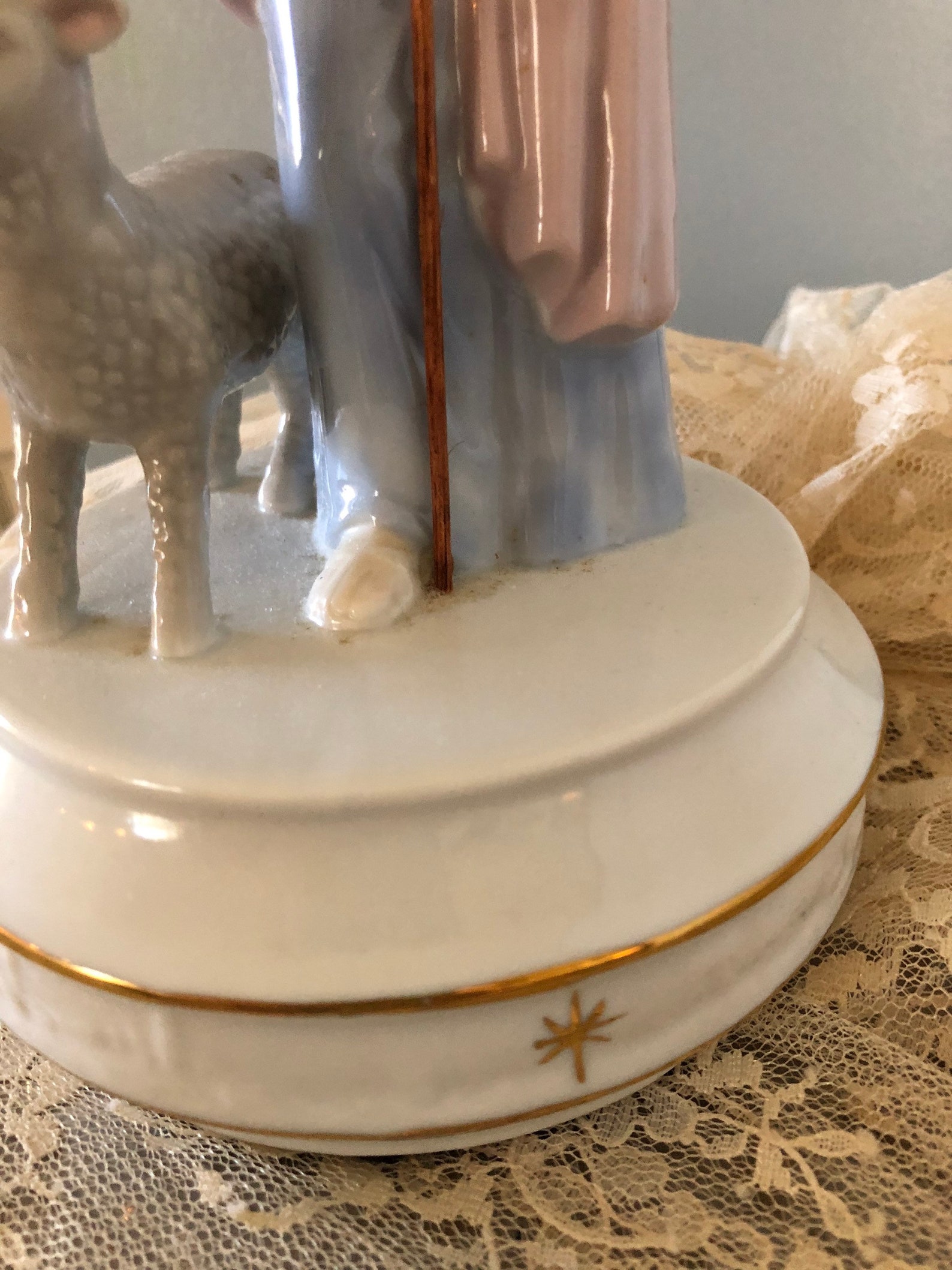 Lladro Style Jesus With Lamb Music Box Vintage Music Box - Etsy