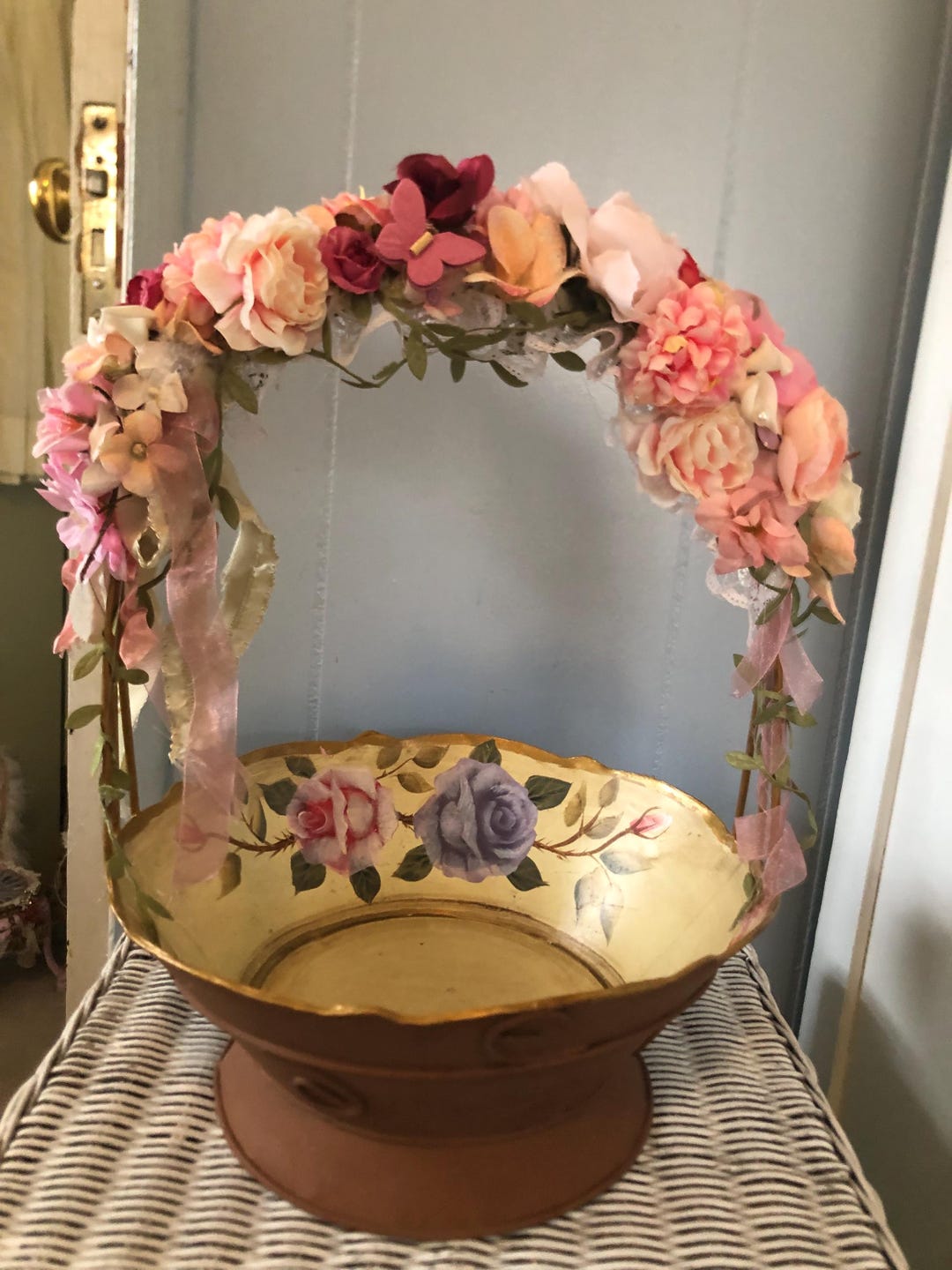 Sale...vintage Hand-painted Tin Basket: Cabbage Rose Flower Girl Basket ...