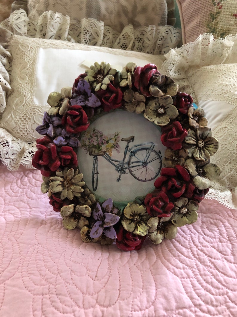 Charming Resin Hand Painted Picture Frame Round Picture - Etsy