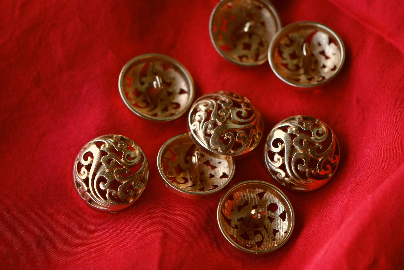 Gold Swirl Buttons 25mm Buttons Buttons for Coats - Etsy