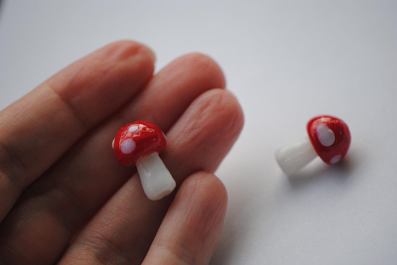 Glass Red Mushroom / Toadstool Beads - Etsy