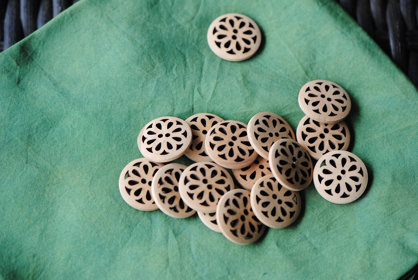 Natural Wood Buttons 20mm Buttons Openwork 3/4 Inch - Etsy