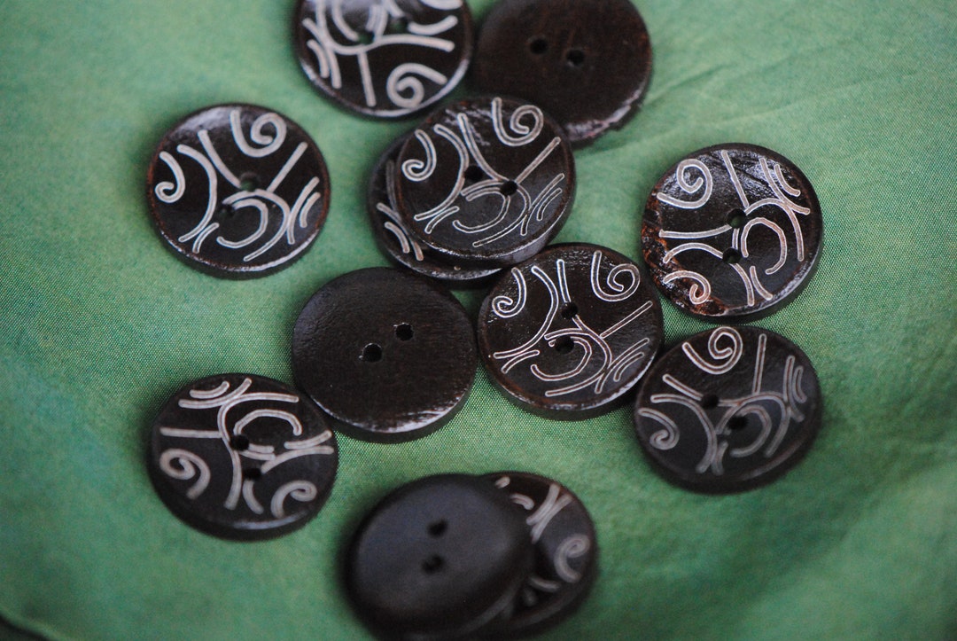 20mm Button | Swirl Design | Black and White | Wooden Buttons | Buttons ...