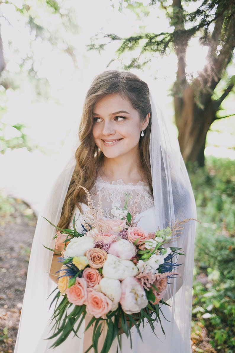 Soft tulle veil silky veil Ballet veil waitz veil chapel | Etsy