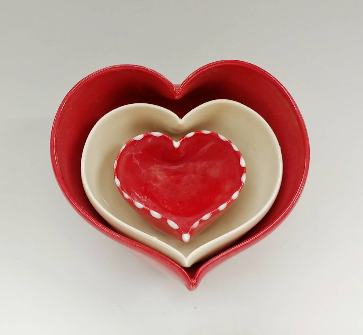 Set of 3 Nested Hearts in Red, Ivory, and Red With Stitch Pattern With ...