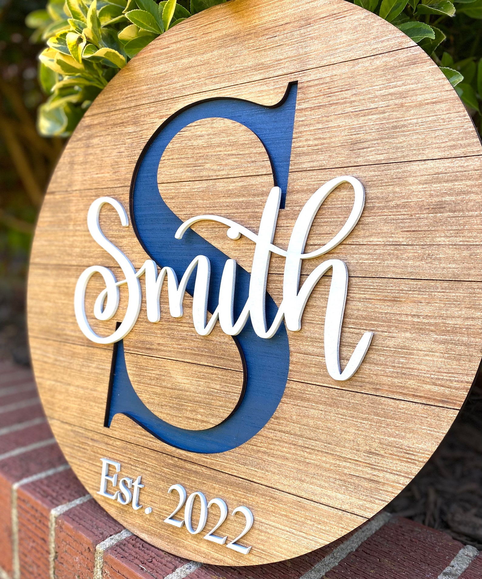Last Name Sign Round Initial Sign Wedding Sign Wedding - Etsy