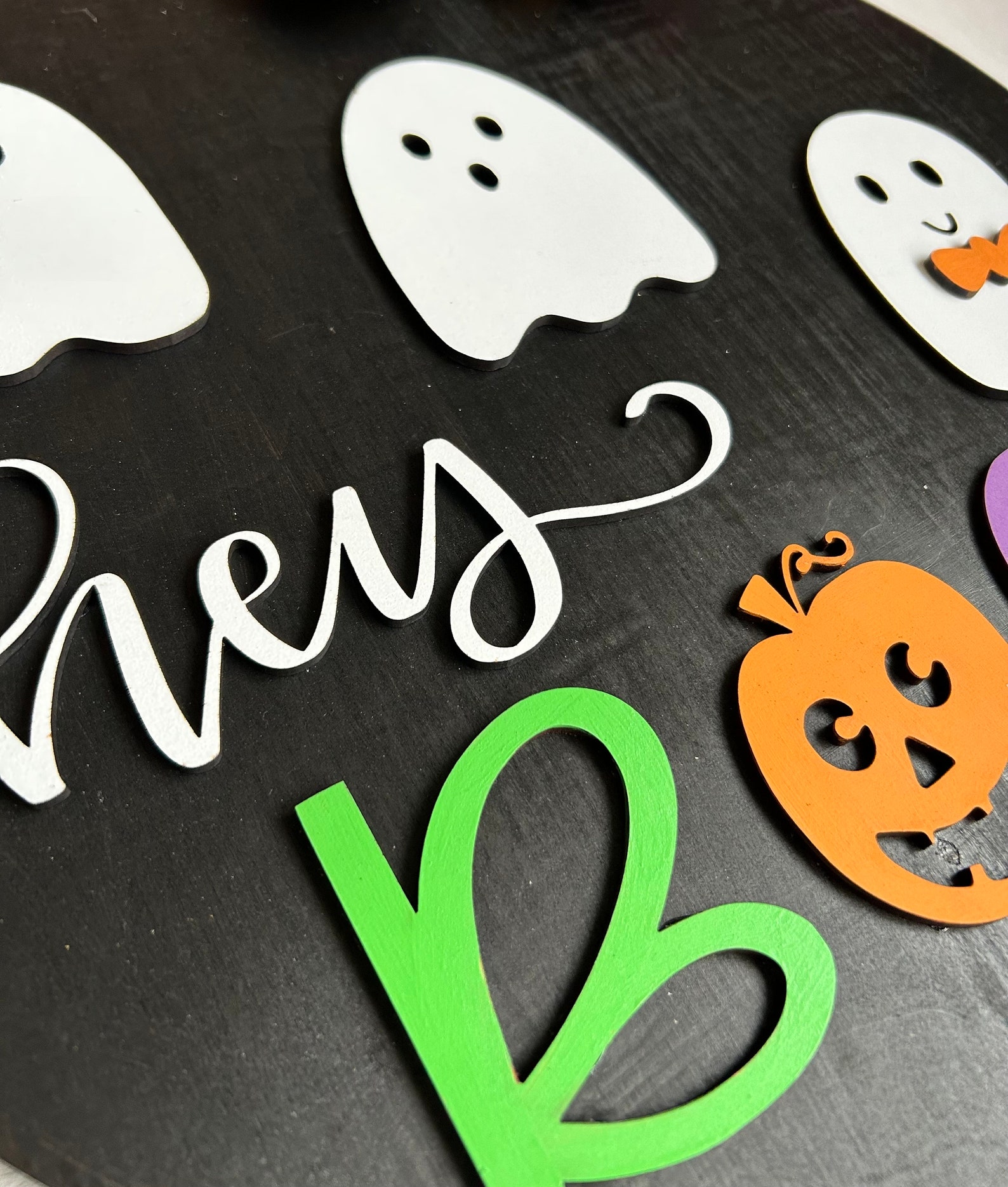 Ghosts Door Hanger, Friendly Ghosts, Cute Ghost Sign, Hey Boo Sign ...