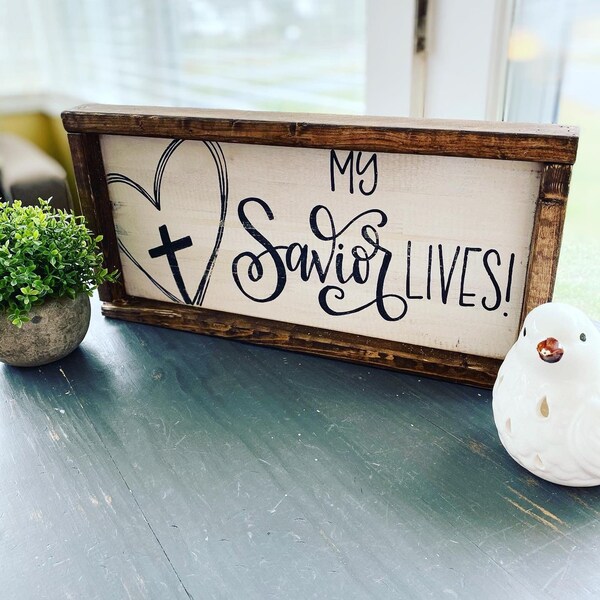 My Redeemer Lives - Etsy