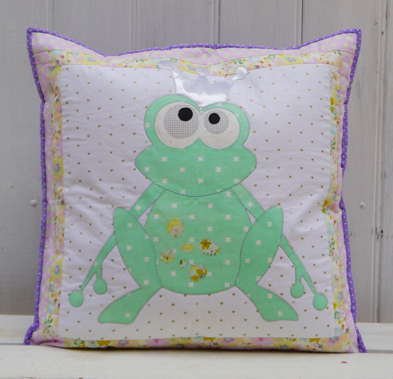 Frog Prince & Princess Applique Cushion Pattern. PDF Instant - Etsy