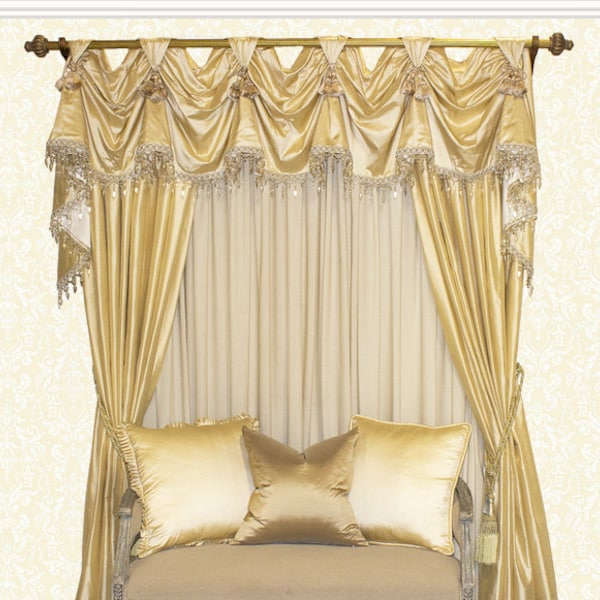 Victory Valance - Etsy