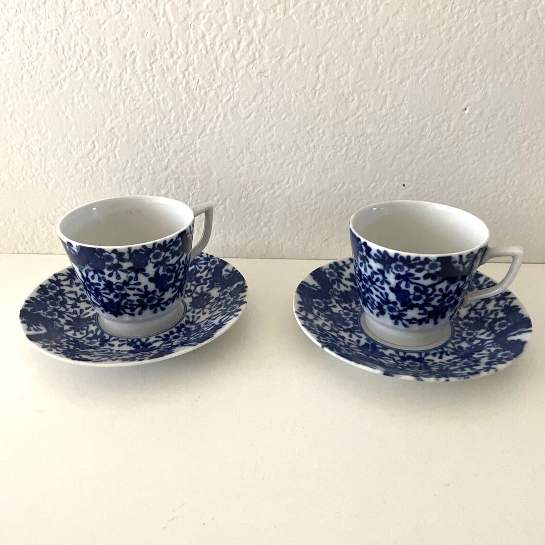 Set 2 Vintage Asian Flow Blue Tea Cup & Saucers - Etsy
