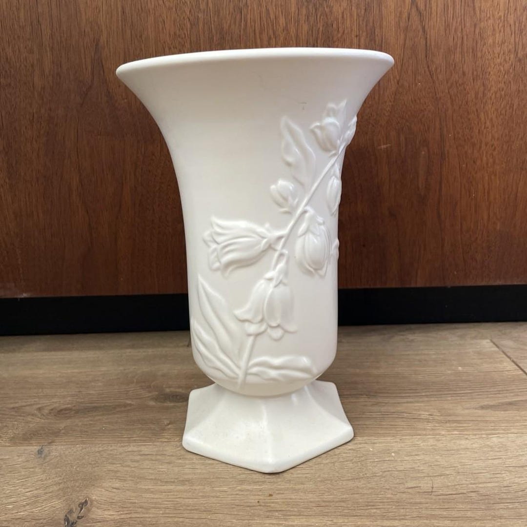 Vintage Teleflora All White Glazed Art Pottery Pedestal Vase 9.5 ”tall ...