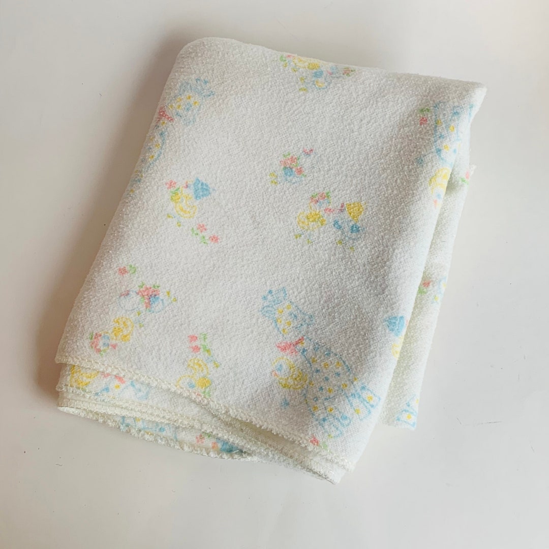 Vintage Receiving Blanket, Pastels, Giraffe and Birds - Etsy