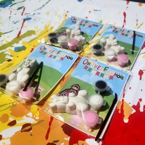 Farm Themed Paint Your Own Party Favors , Personalized Crayons ...