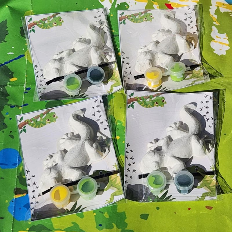 SnazzyDazzyCrayons - Etsy