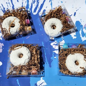 Doughnut Paint Your Own Kits – Kids Birthday Party Favors, DIY Plaster ...
