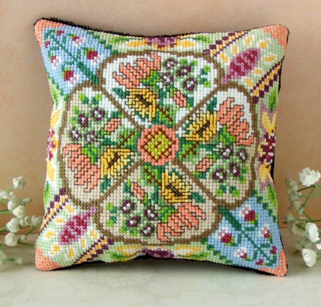 Vintage Flowers Counted Cross Stitch (mini Cushion Kit), Sheena Rogers ...
