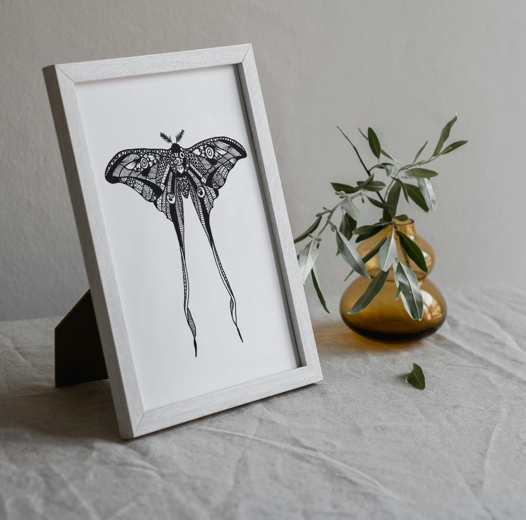 Zentangle Luna Moth Illustration – Unique Nature-inspired Artwork - A6 ...
