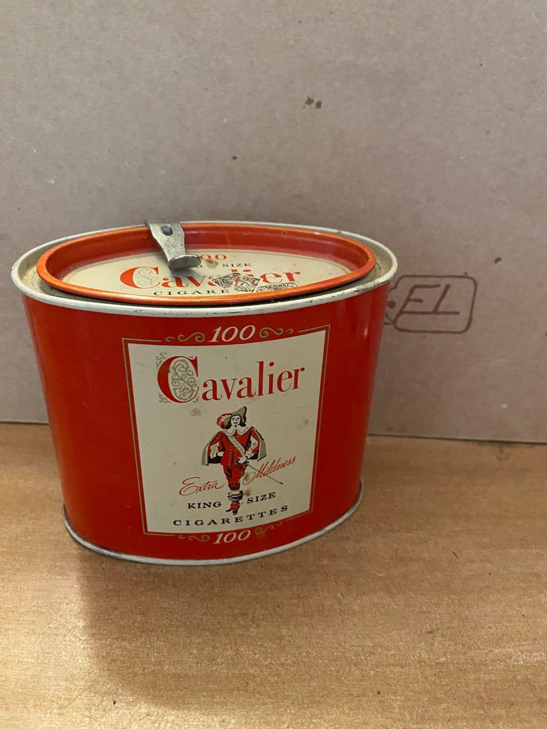 Cavalier King Size Tobacco Tin - Etsy