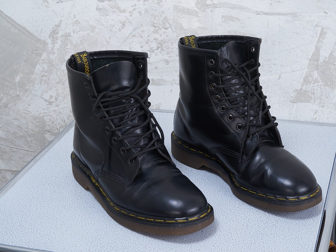 Early 1990s Grunge Dr. Marten Classic 1460 Black 8 Hole Boots Made in ...