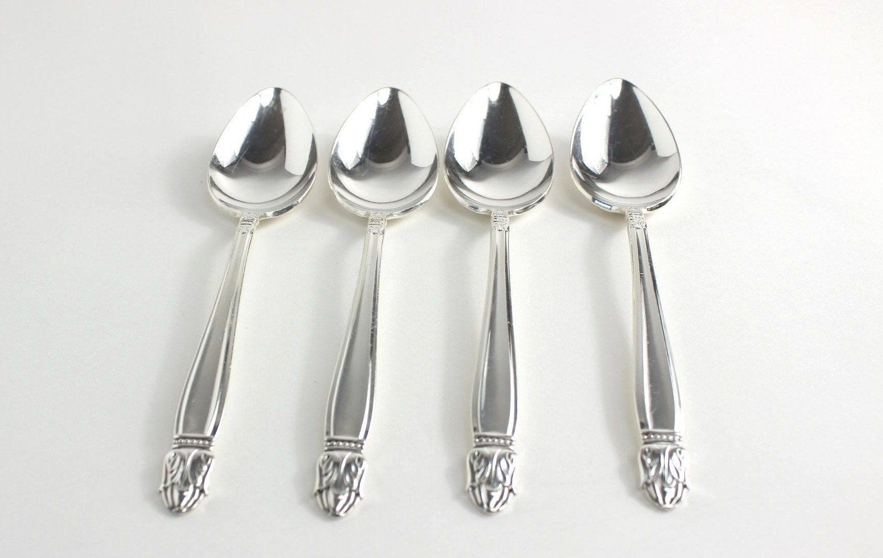 Tulip Danish Princess Holmes & Edwards Tulip Silverplate Flatware 1934 ...