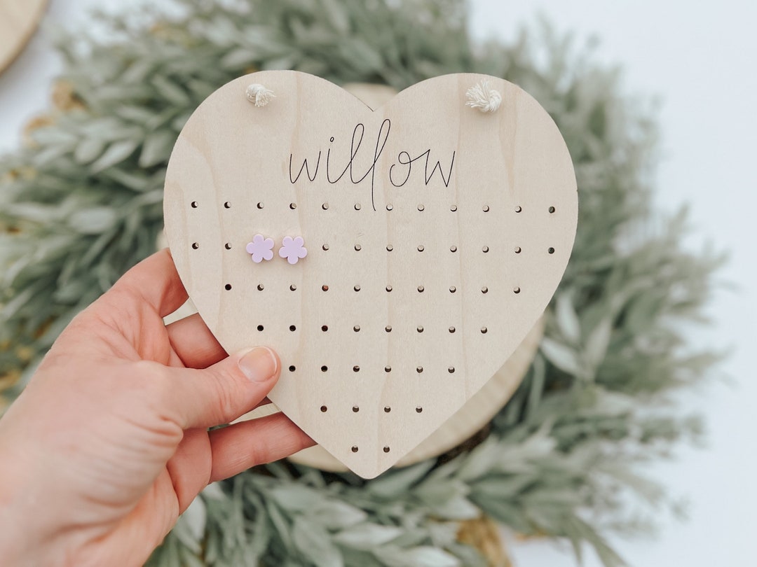 Personalized Earring Holder for Girls, Heart Earring Stand, Valentine’s ...