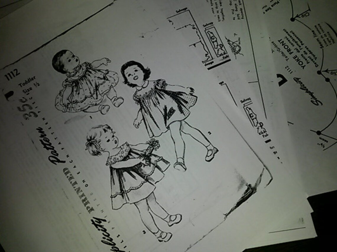 Simplicity 1112 Photocopy of Vintage 50s Toddler Girl's Scalloped Yoke ...