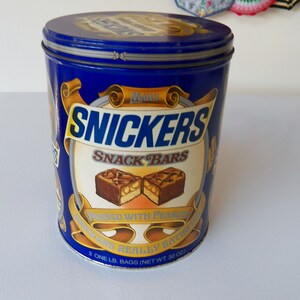 1980's VINTAGE SNICKERS TIN 7 and 1/2" Tall and 5 and 3/4" in Diameter ...