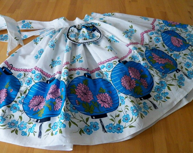 Vintage 1960 Apron CHINESE LANTERN Motif Polished Cotton - Etsy