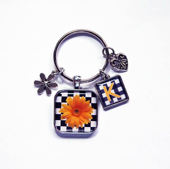 Gerbera Daisy Keychain Monogram Key Ring Daisy Keychain - Etsy Canada