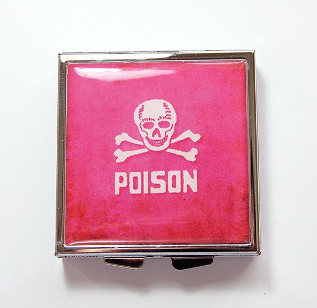 Poison Pill Case, Square Pill Box, Poison Pill Box, 4 Sections, Pink ...