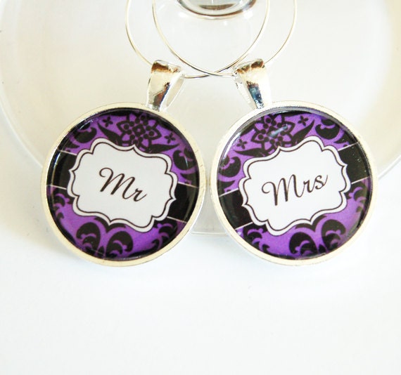 Items similar to Mr Mrs Wine Charms, Wine Charms, Wedding Wine Charms ...