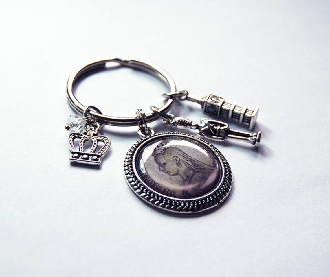 Queen Victoria Keychain Keyring UK Keychain Stocking - Etsy