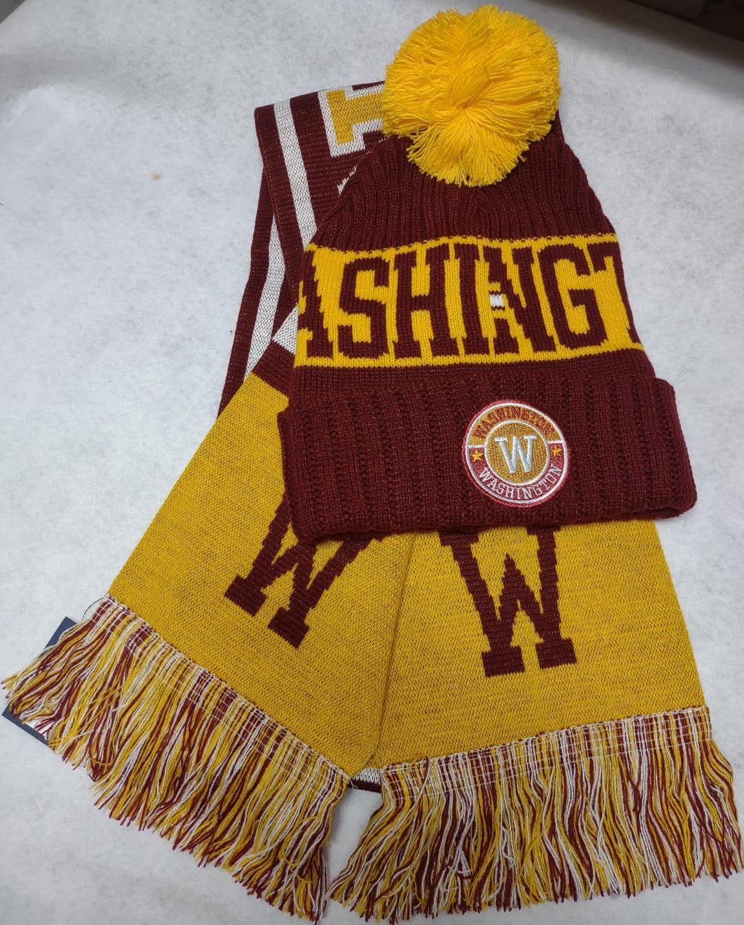 WASHINGTON Football Burgundy and Gold City Name super Scarf and Long ...