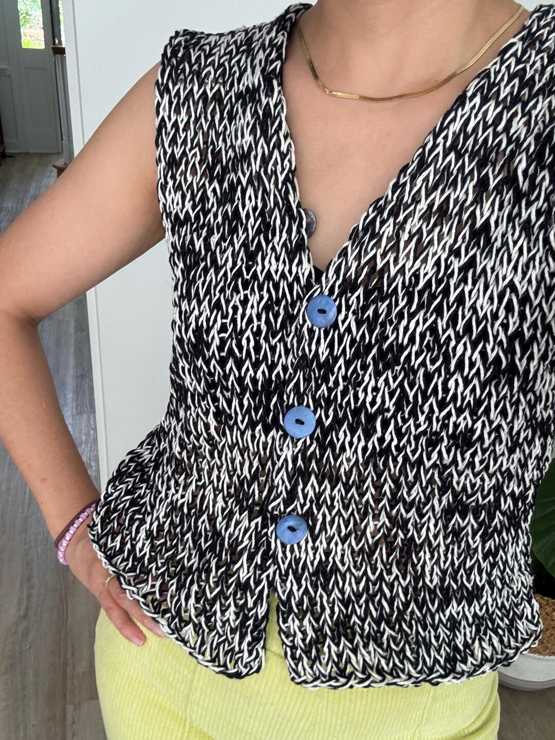 Frame Vest Knitting Pattern: Easy Beginner Knit PDF (bulky Yarn, Unisex ...