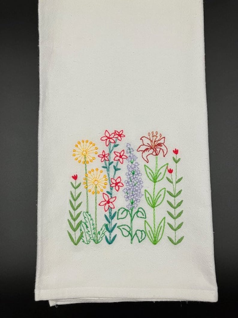 Flowered Flour Sack Towel. Machine Embroidered. Farmhouse Decor. Garden ...