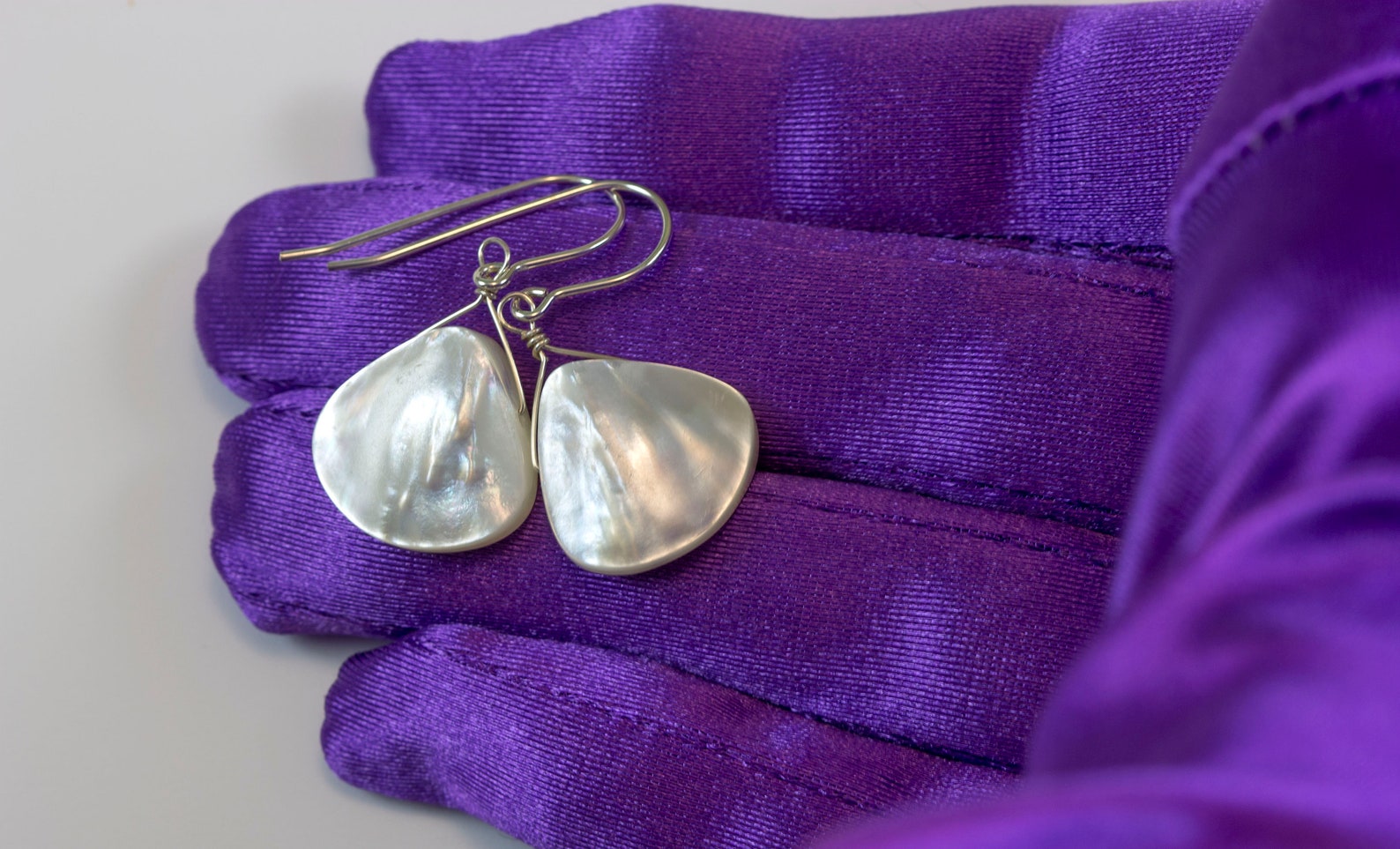 Mother Of Pearl Earrings White Shell Heart Shape Teardrop Etsy